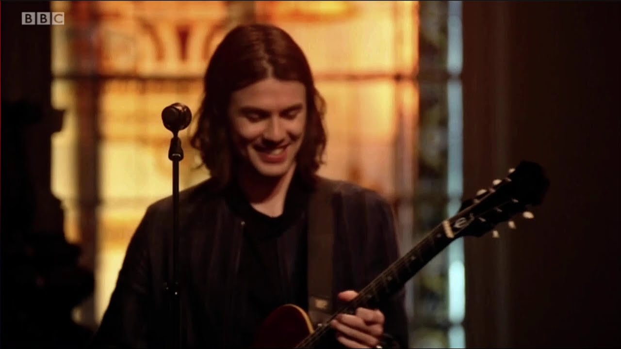 Tom Fletcher - IWTB Hold Back the River - YouTube