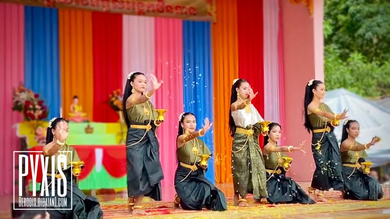 Robam Jun Por - Blessing Dance - YouTube