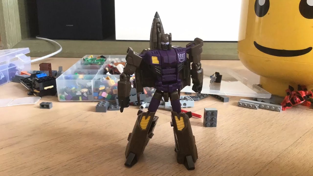 Transformer blast off transformation stop motion - YouTube
