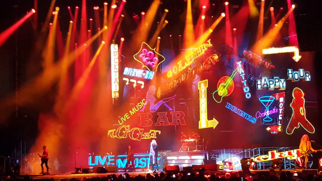 Def leppard Live Atlanta Georgia 2018 Animal - YouTube