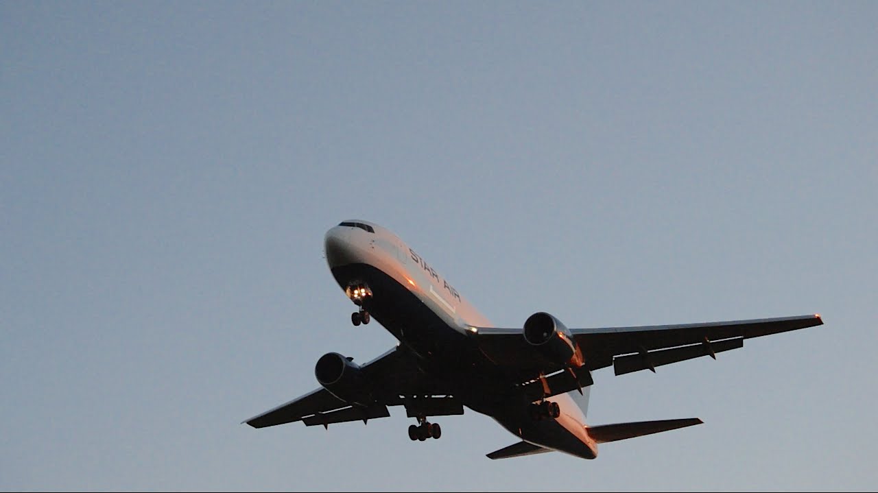 Star Air | 767-219SF | OY-SRN & OY-SRO | New Livery |Sunset Arrivals At ...