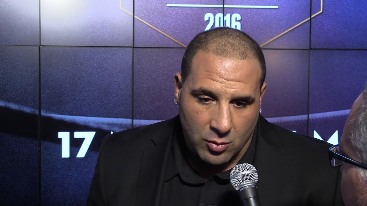 Eric Barrak prepares to face Olubowale - YouTube