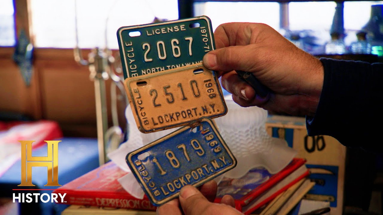 American Pickers: Sisters Honor Their Father's Legacy (Season 24) - YouTube