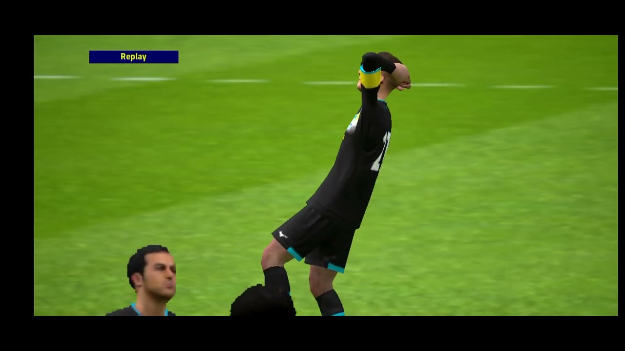 pes football best gaming football game // new version game play - YouTube
