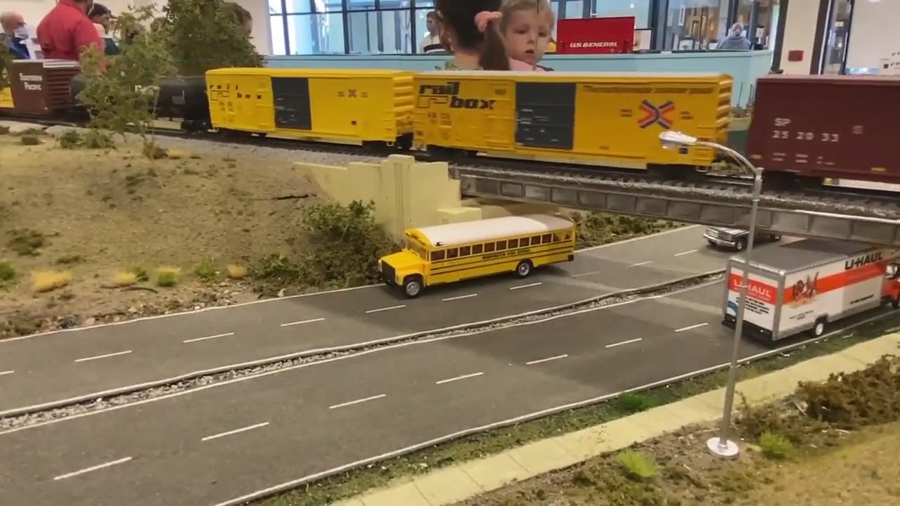 Utah Free-mo setup Orem Mall 2021 (US89) - YouTube