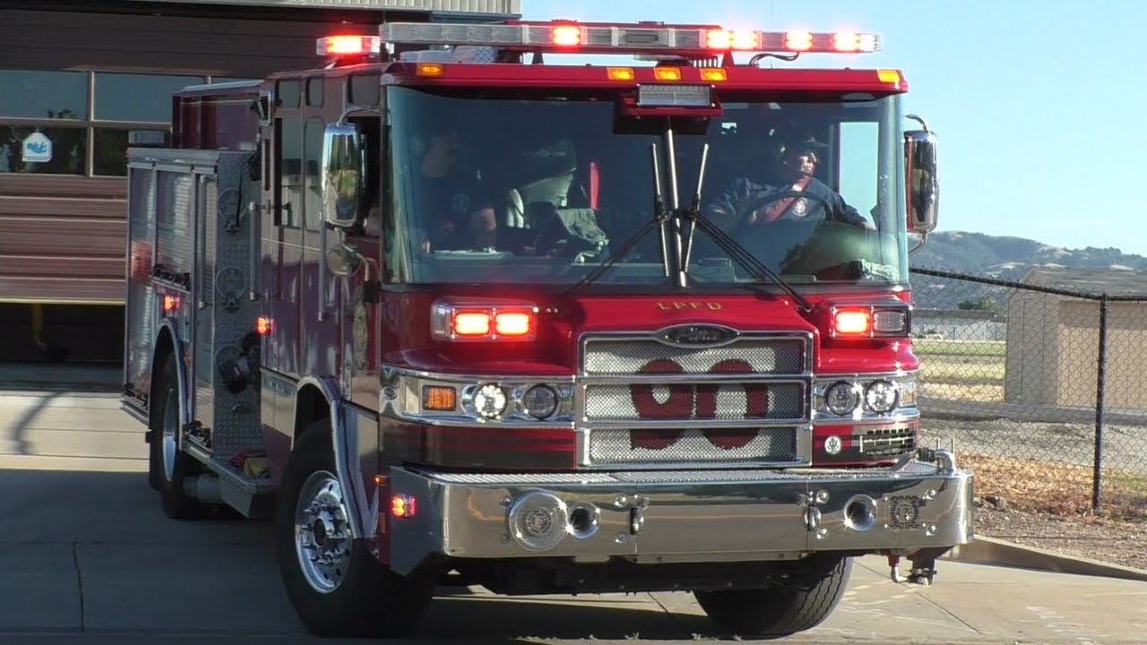 Livermore-Pleasanton Fire Dept. Engine 90 Responding - YouTube