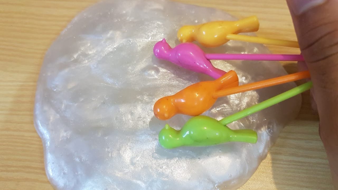 Little Birds toys with Slime | Slime on Mirror - YouTube