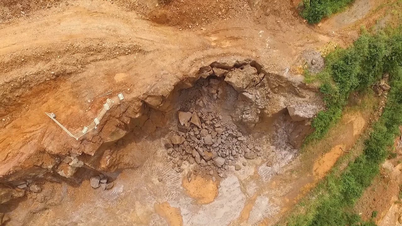 Open pit mining site survey for mapping and 3D modeling - YouTube