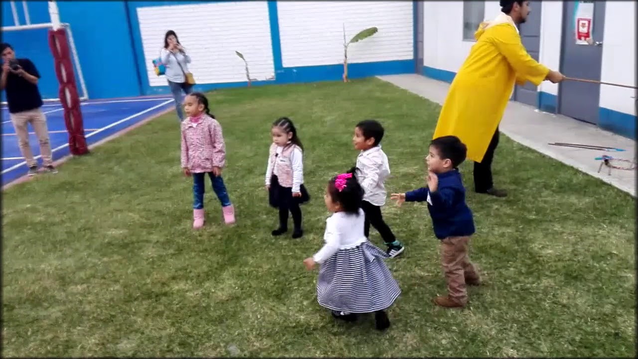 Burbujas Aaron Banda Squad Nuevos - YouTube