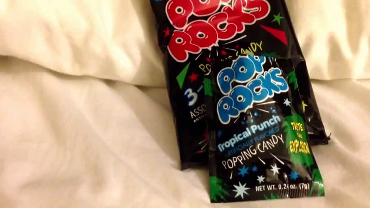 Eating pop rocks ASMR- **HEADPHONES: loud crackling** - YouTube