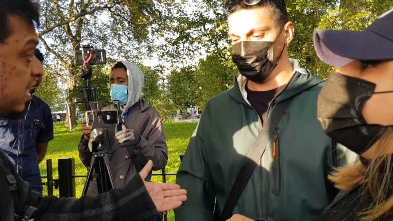 Iranian Feminist Left Islam! Mansur and Visitor Speakers Corner - YouTube