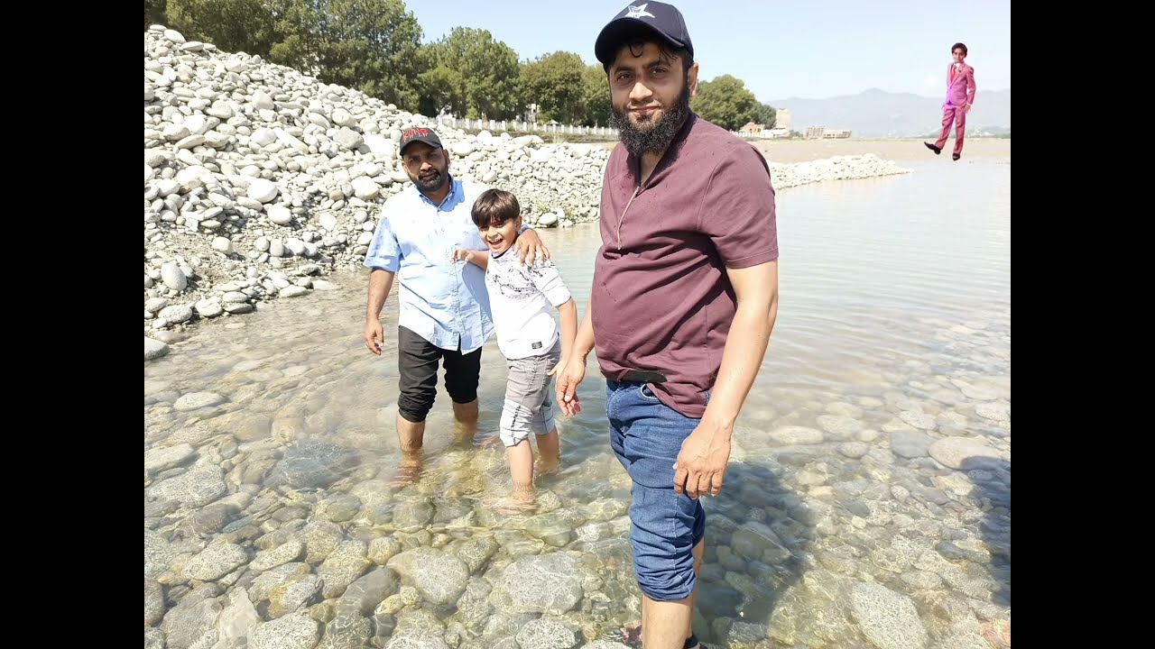 We went Fizza Ghat park 🏞️ Mingora SWAT before flood. - YouTube