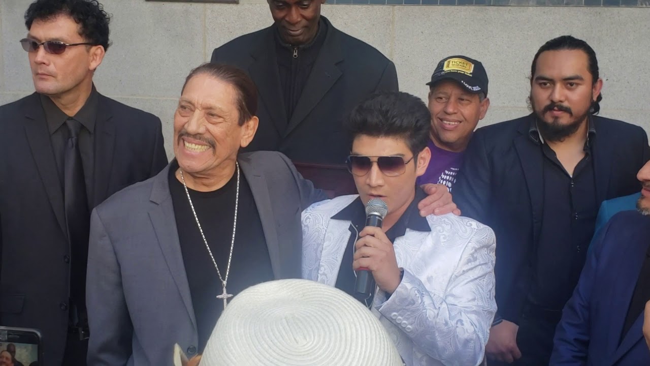 Angel Saucedo singing to DANNY TREJO "MACHETE" at the L.A City Hall ...