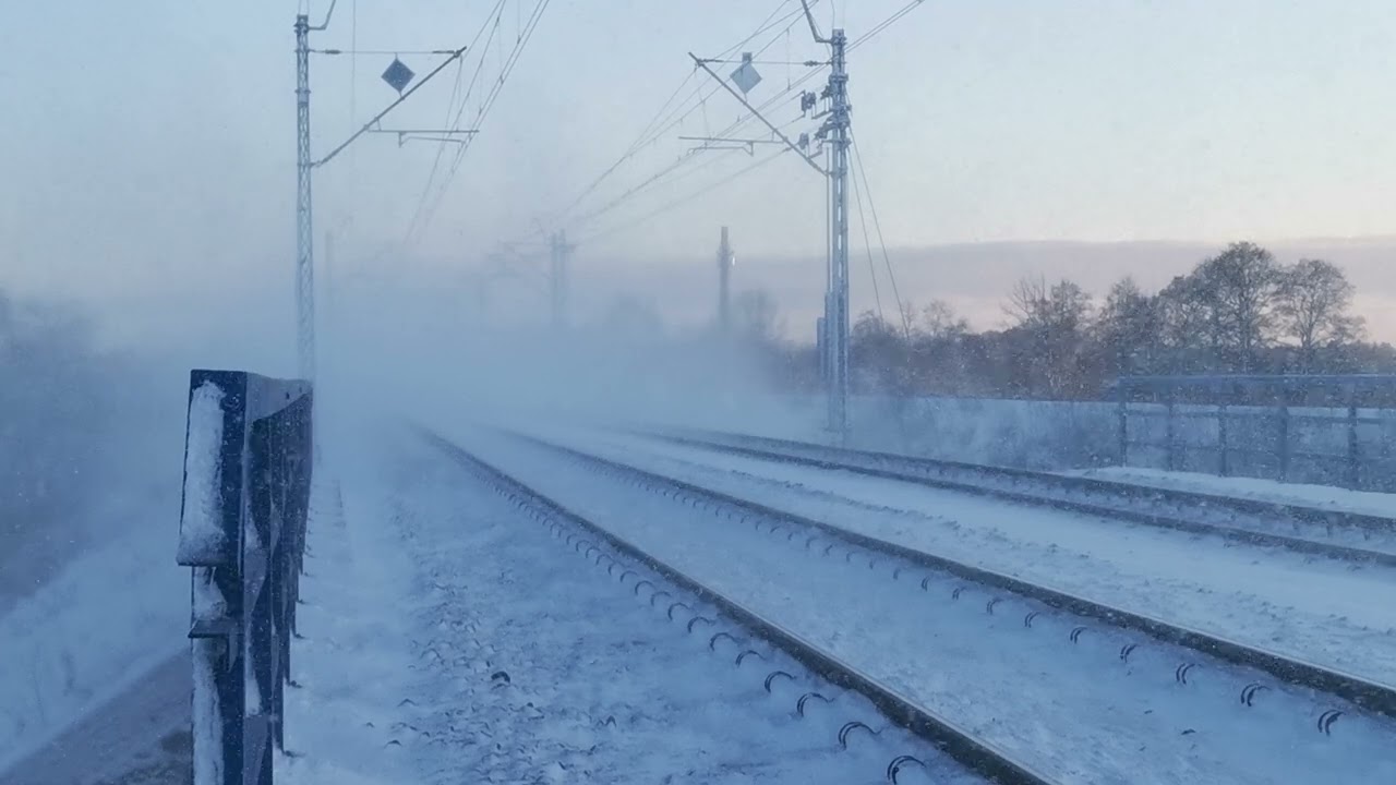 Potężna zadyma po przelocie Pendolino. EIP 5404 Gdynia Gł. - Bielsko ...