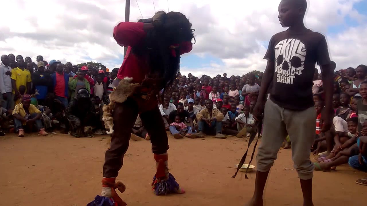 Kamuzu Academy GULE WAMKULU Project - Part 01.06b - MAKANDA Village ...