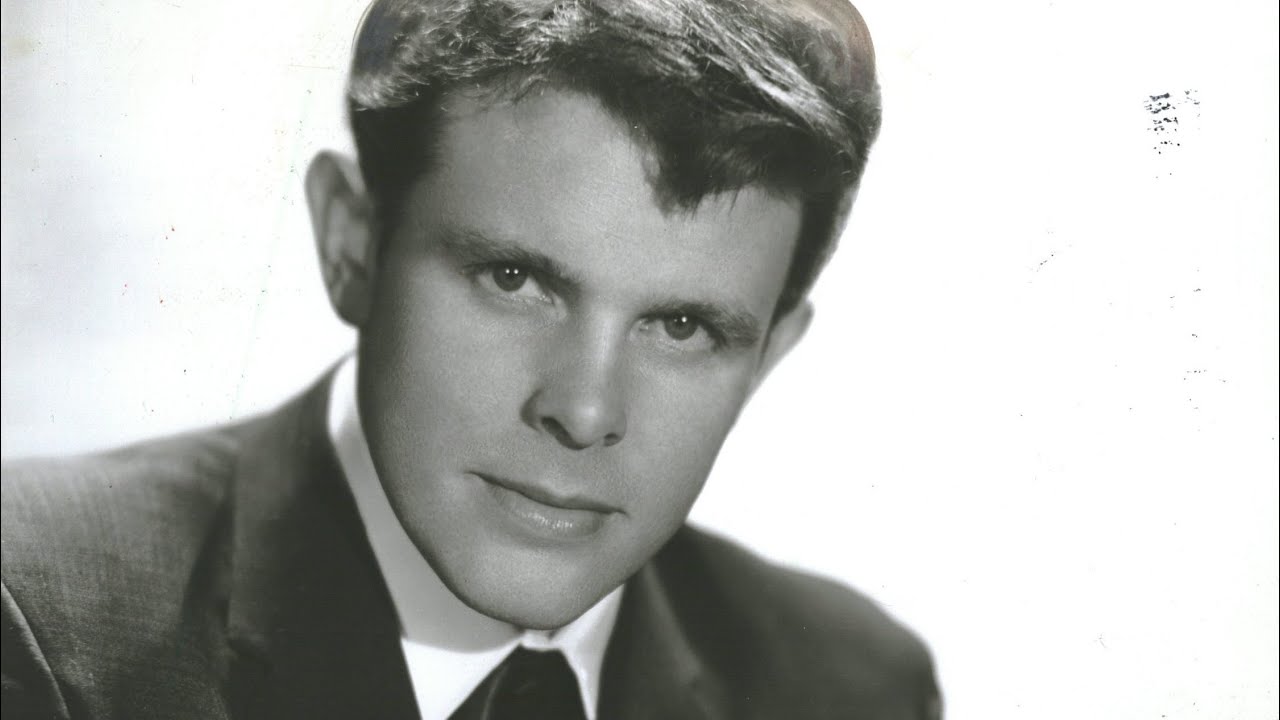 THE DEATH OF DEL SHANNON - YouTube