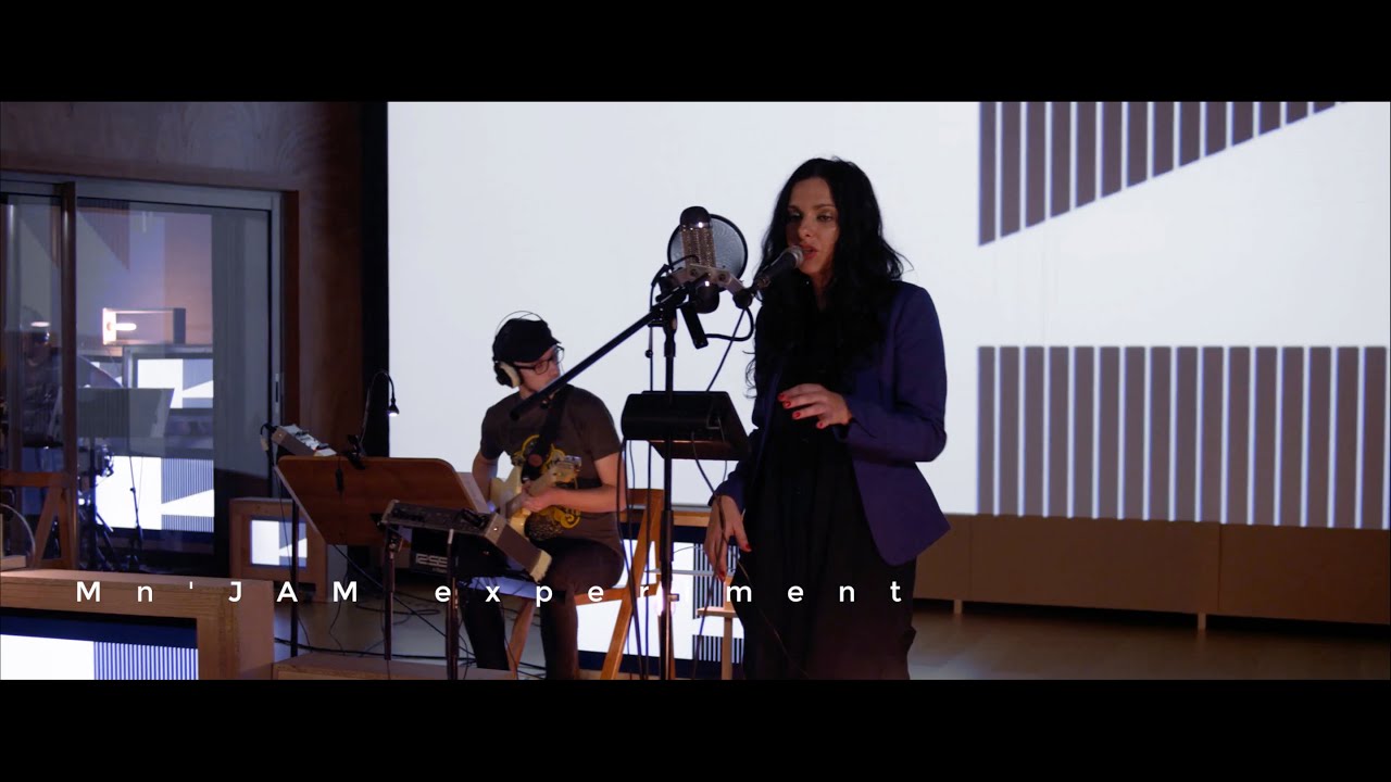 Live vocal looping with a band by Mn'JAM experiment - YouTube