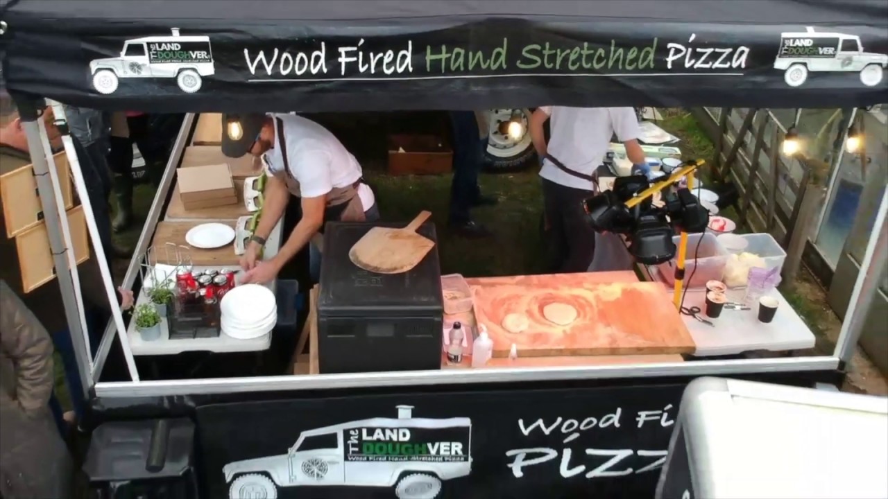 Land Rover pizza from the air - The Land Doughver - YouTube