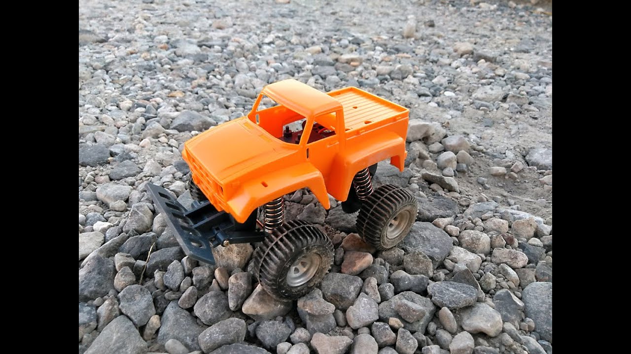 TOYOTA HILUX AOSHIMA mini-HIGH LIFT NO.1 test run.アオシマ ミニハイリフトシリーズ ...