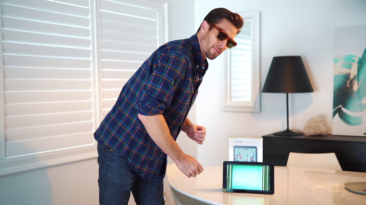 Robot unboxes New Nook - YouTube