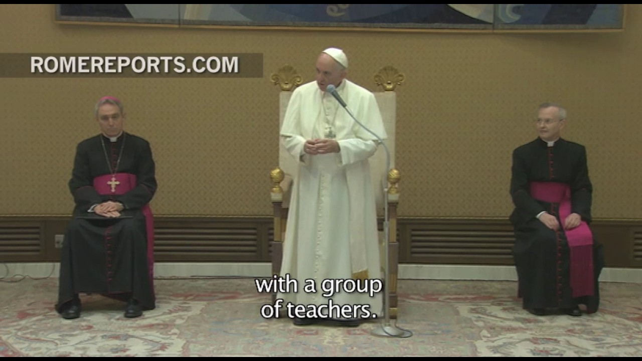 Pope Francis meets with a religious delegation from Iran - YouTube