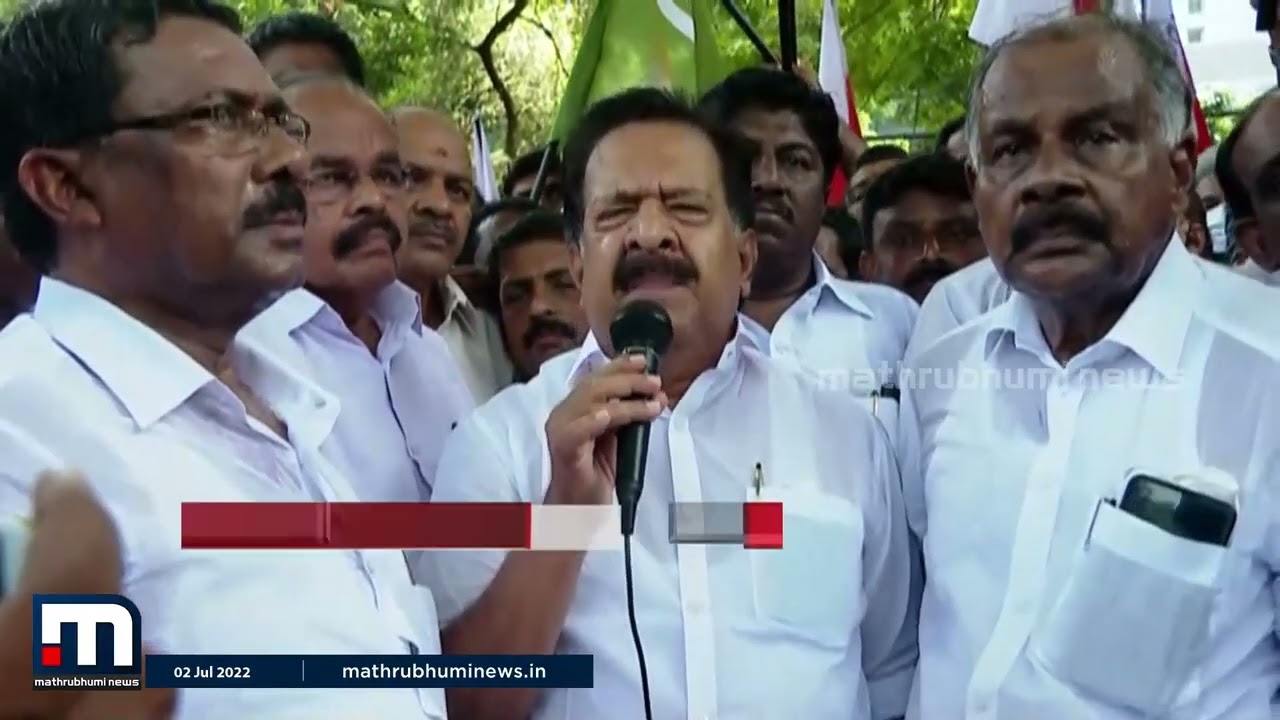 മുഖ്യമന്ത്രിക്കെതിരെ അന്വേഷണം ആവശ്യപ്പെട്ട് UDF ജില്ലാ ...