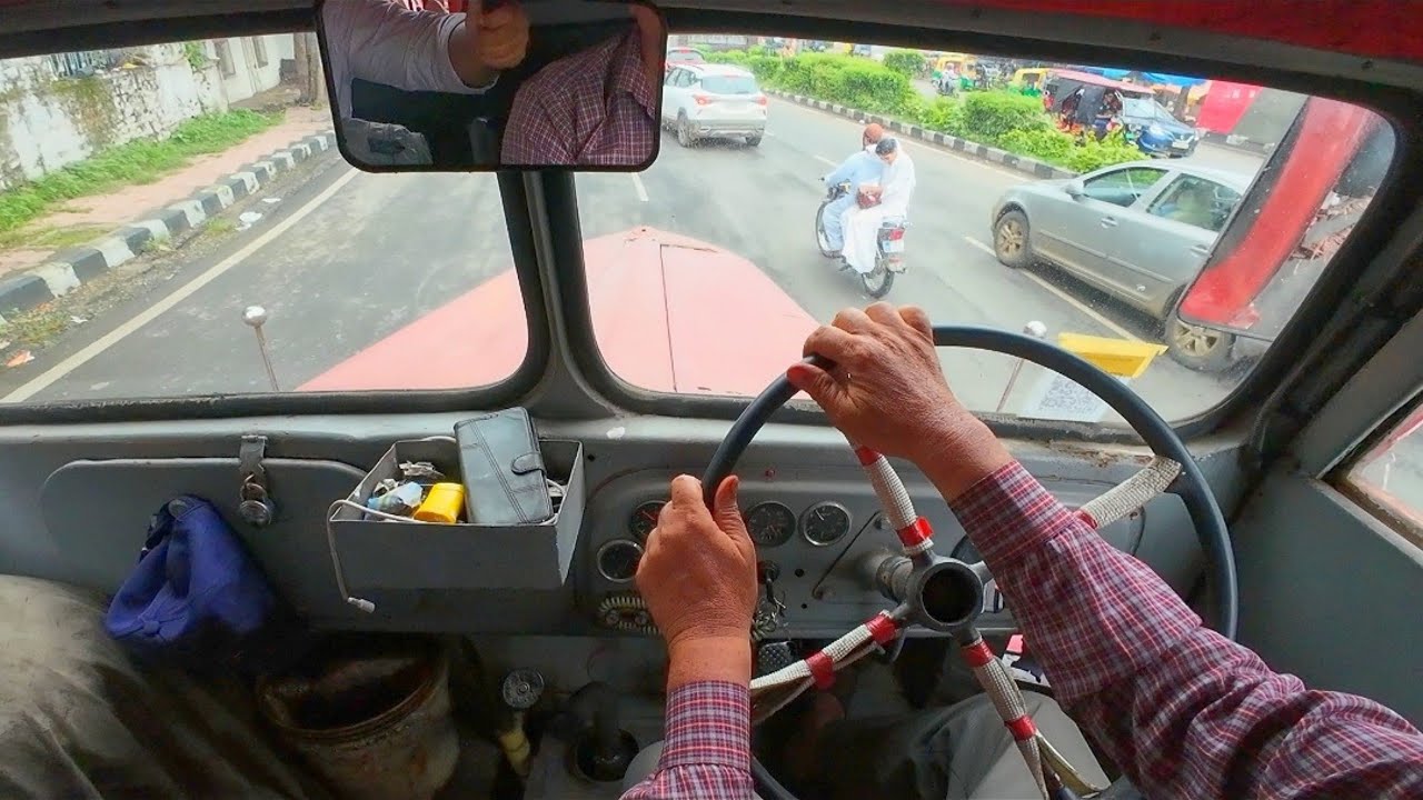 Driving 50 year old Tata mercedes benz 1210d recovery truck towing ...