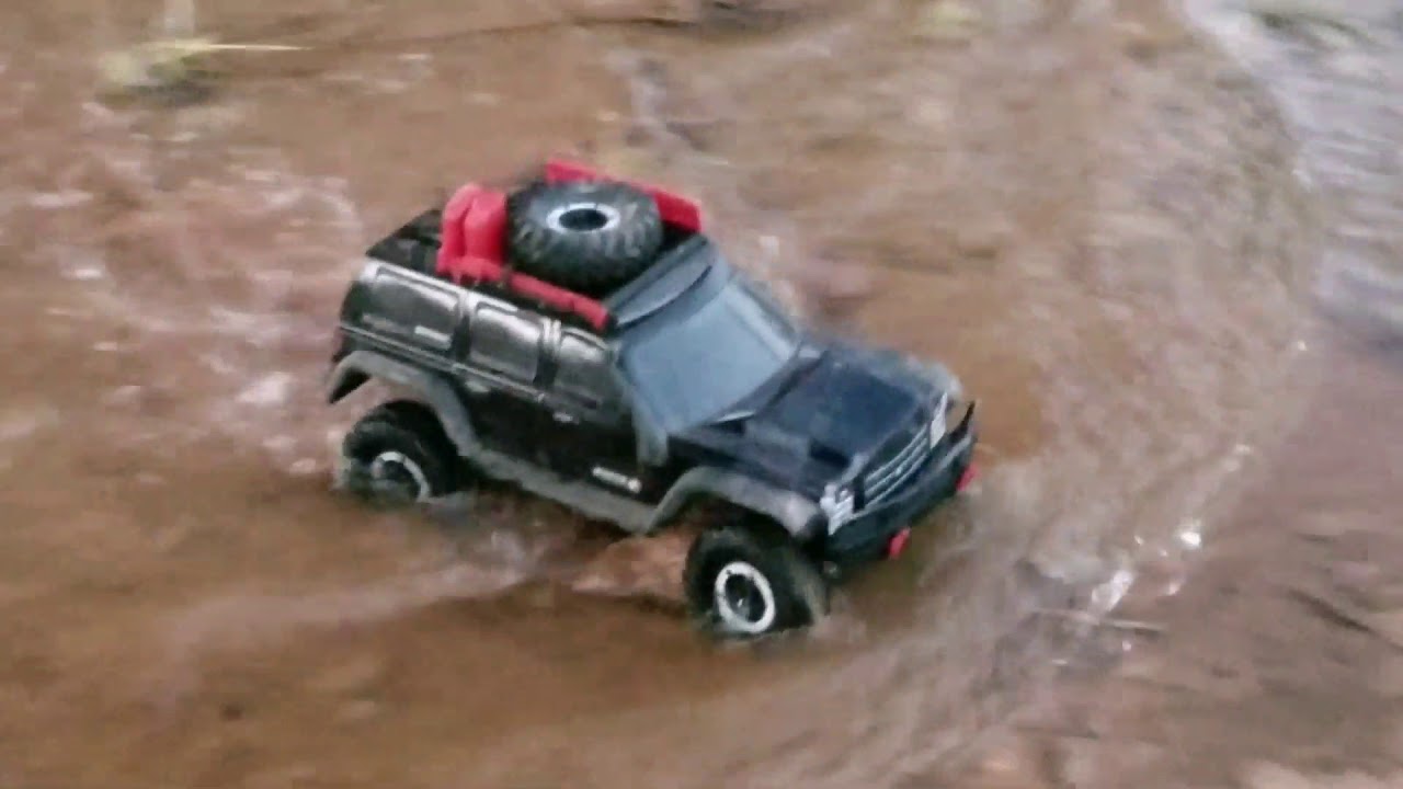 Redcat Gen 7 pro Summit and RGT Jeep Trailing - YouTube
