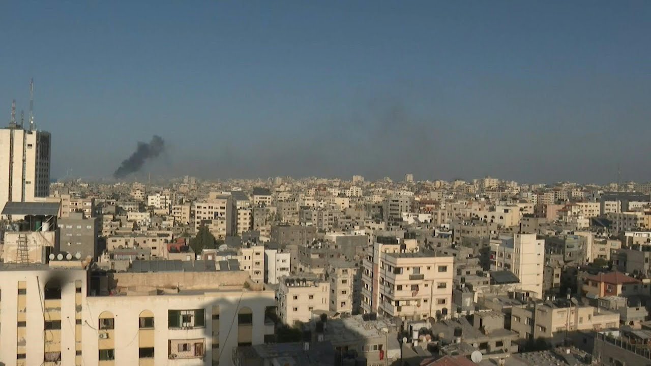 Heavy combat heard in the streets of Gaza City | AFP - YouTube