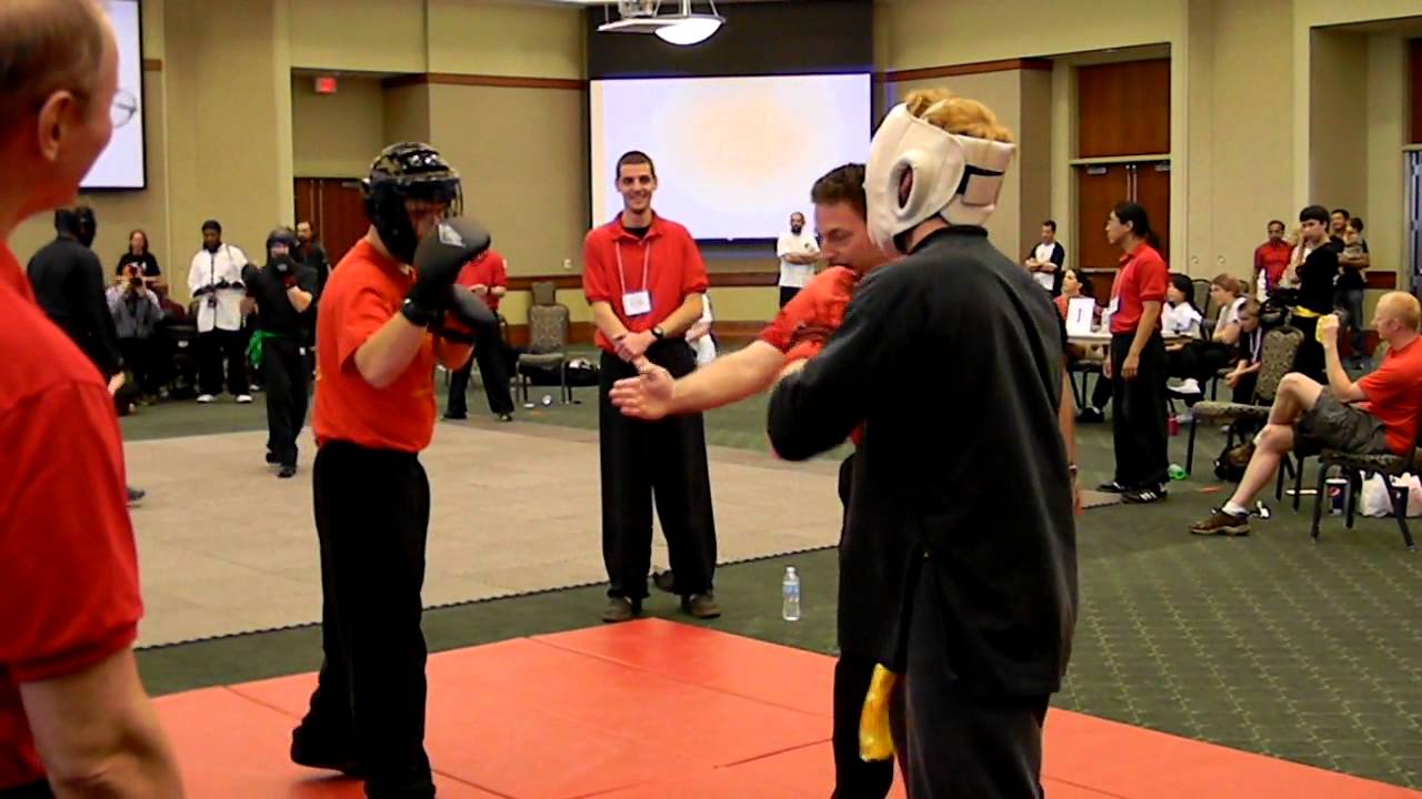 1st Match Continuous Sparring CACMA - YouTube