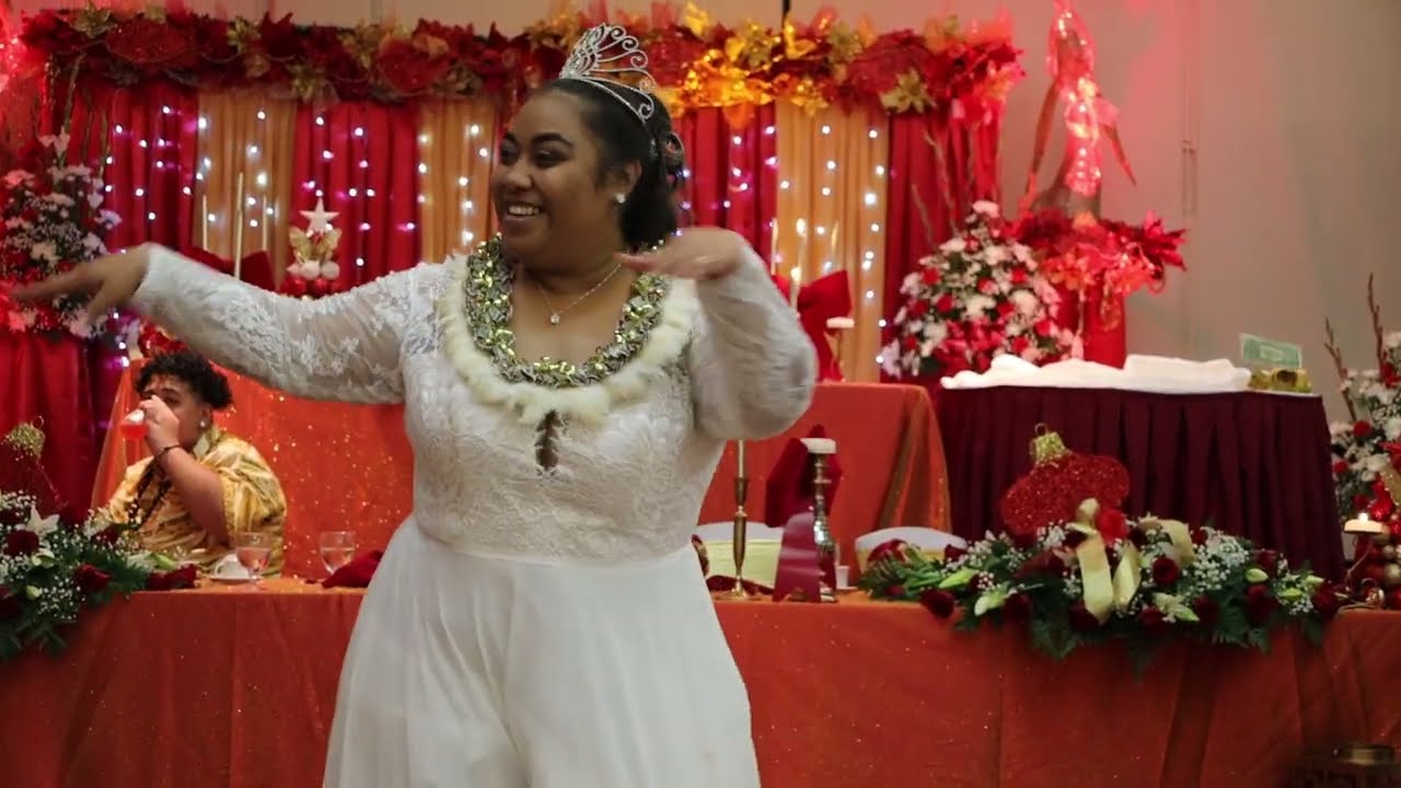 Samoan Bride Family Taualuga || Honolulu, HI - YouTube