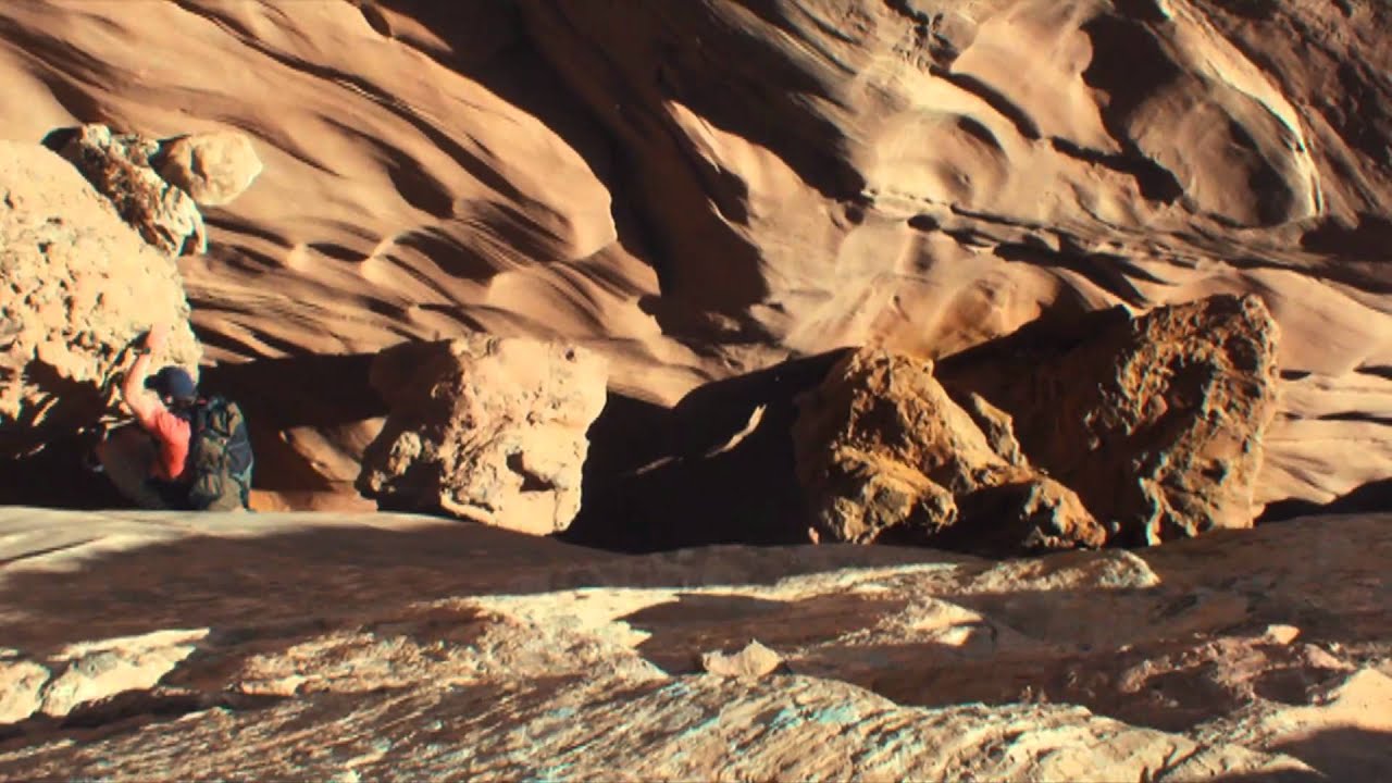127 Hours Featurette - 127 Hours Movie Featurette - YouTube
