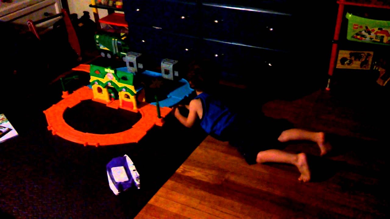 Lullaby for Elmo train - YouTube