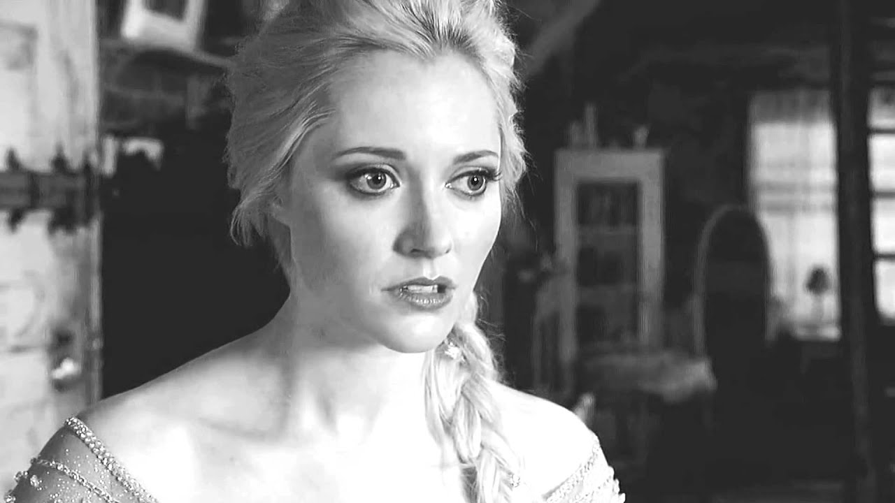 Emma + Elsa - Breath of Life - YouTube