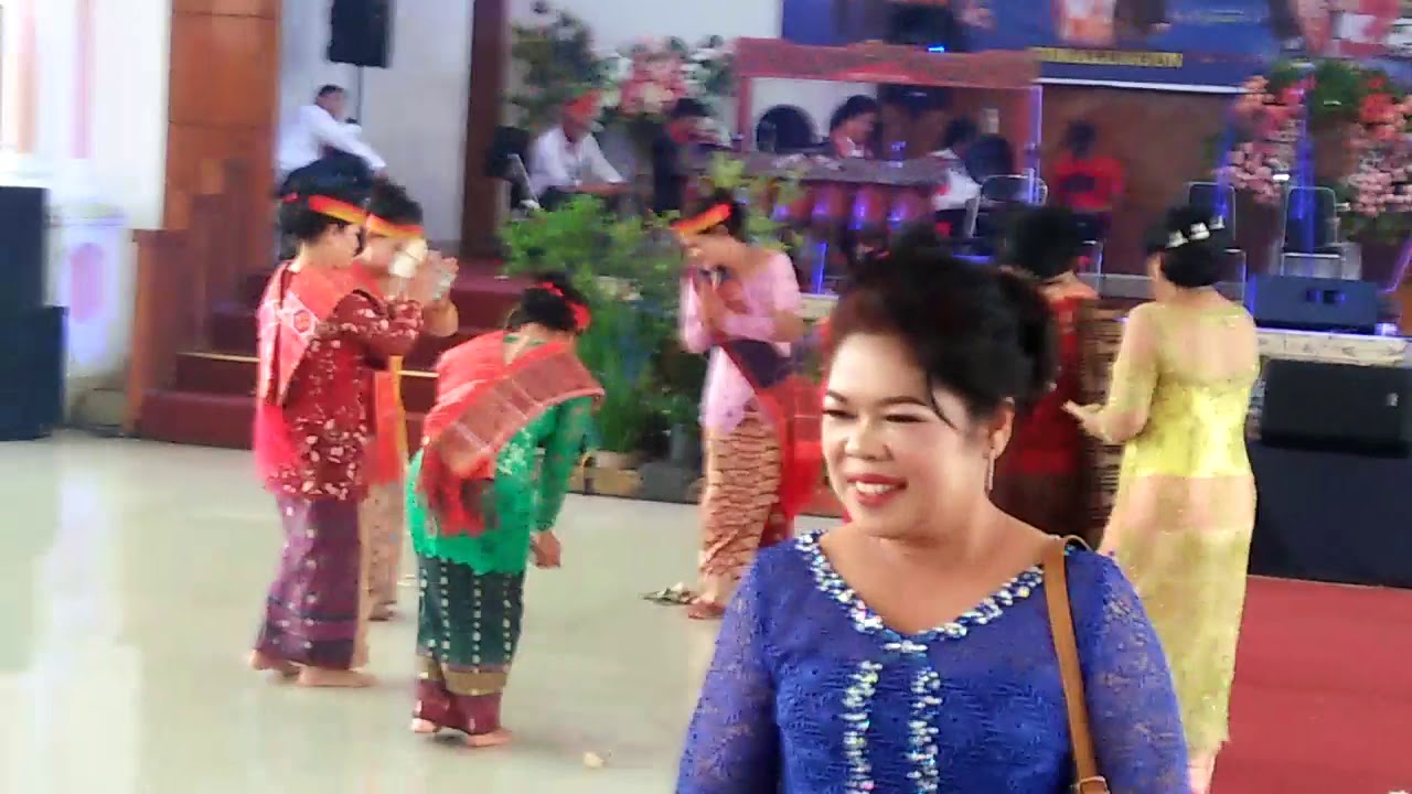 Pesta bona taon batak sekabupaten cianjur, toba, karo, aimalungun, pak ...