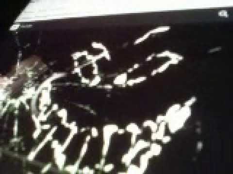 @WWE @Disturbed Glass Shatters @SteveAustinBSR - YouTube