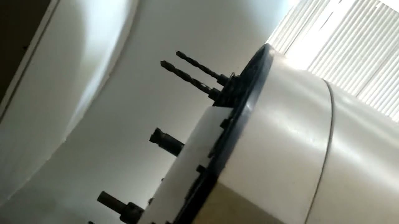 Vertical Milling Machine - Working | Vertical Milling Machine Parts ...