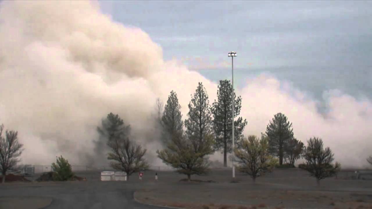 B-Roll -- Hanford 300 Area Building Implosions - YouTube