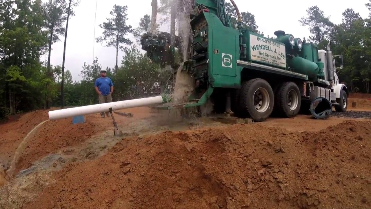 well-cleaning-and-blowing-out-a-water-well-with-compressed-air-youtube