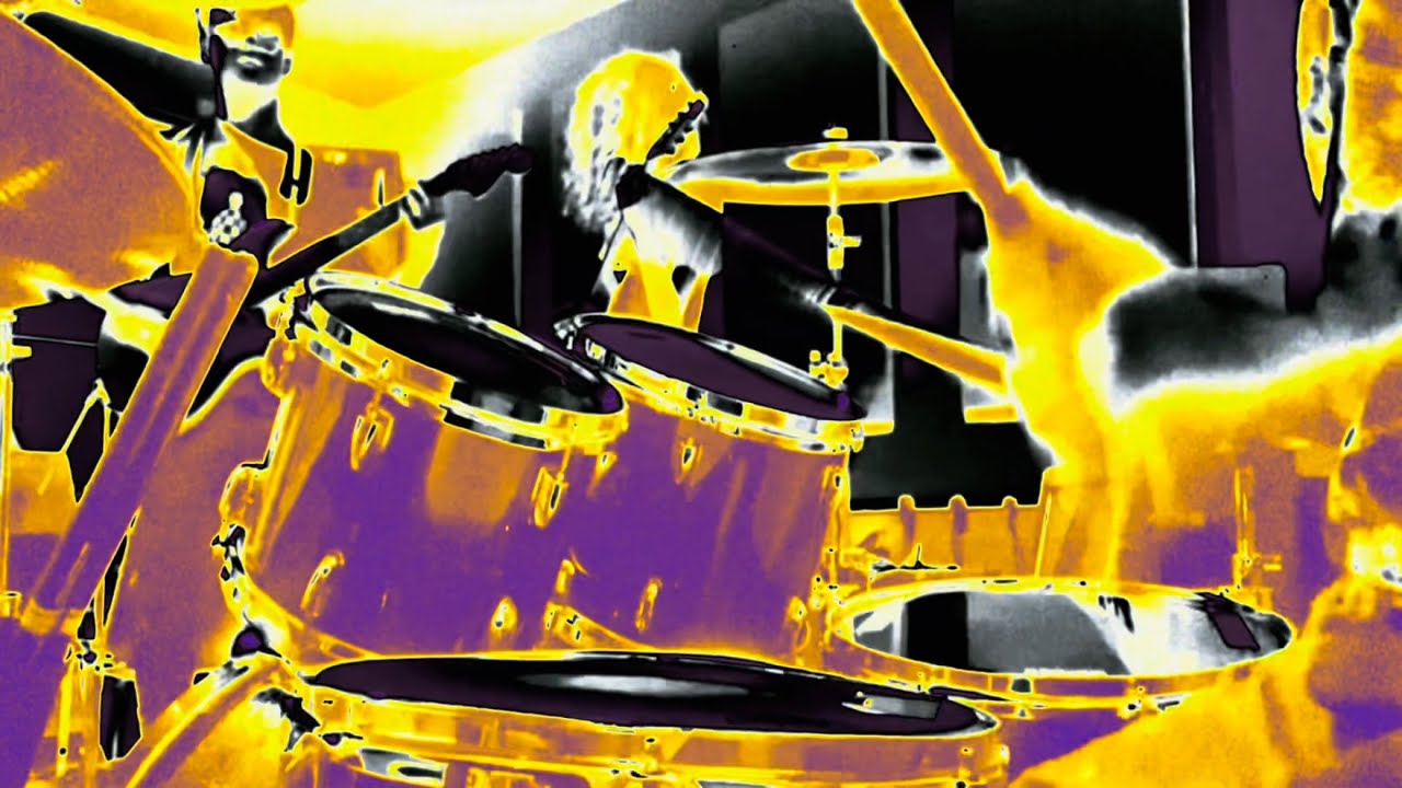 The Kazoos - Generic Pop Song (Official Music Video) - YouTube