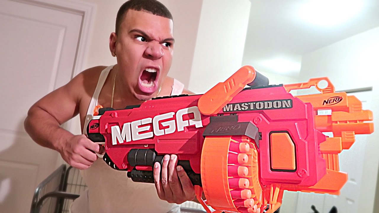 NERF WAR EXTREME GUN TRICK SHOTS!! - YouTube