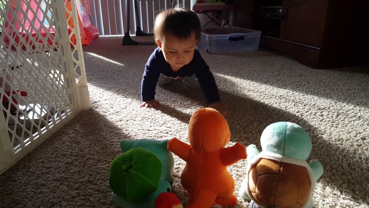 Baby chooses starter Pokemon #Shorts - YouTube