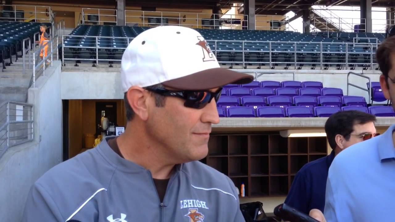 Lehigh Coach Sean Leary - YouTube