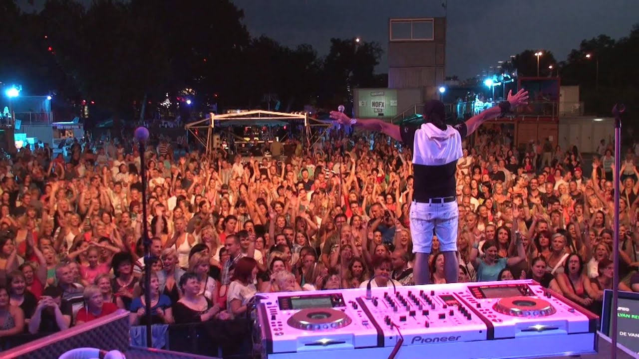 DJ Dominique @Budapest Park - YouTube