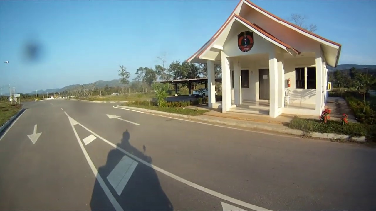 Overland BORDER: PhuDu - PakLay (Laos - Thailand) - YouTube