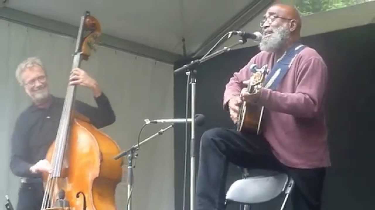 Josh White Jr. Vancouver folk festival 2014 - YouTube