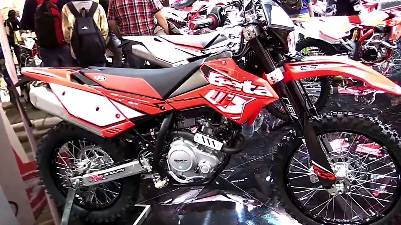 2017 Beta RR Enduro 4T 125 LC Special Series Pro Lookaround Le Moto ...