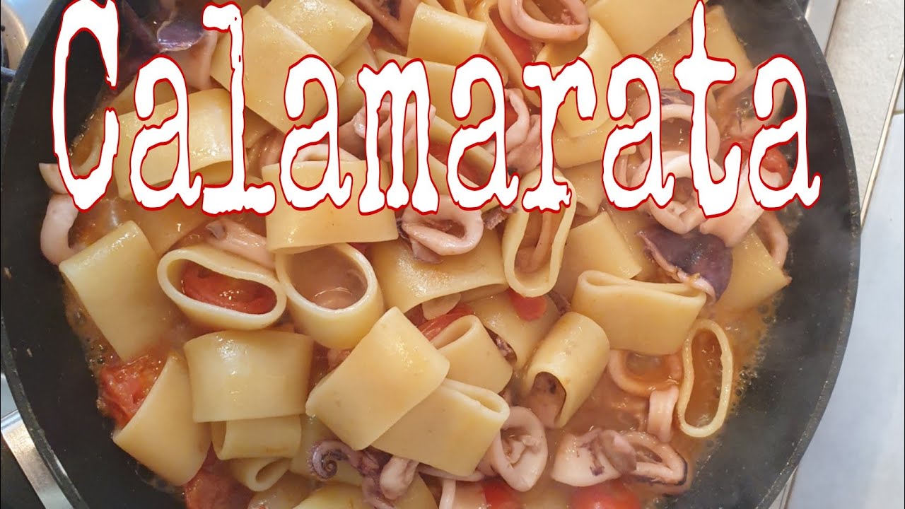 Calamarata Pasta con il sugo di calamari - YouTube
