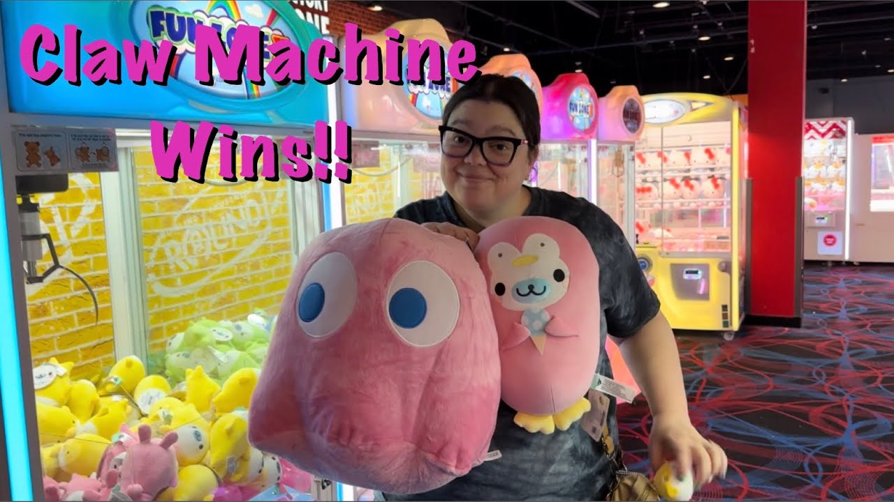 Round 1 Claw Machine Wins in Grapevine, TX - YouTube