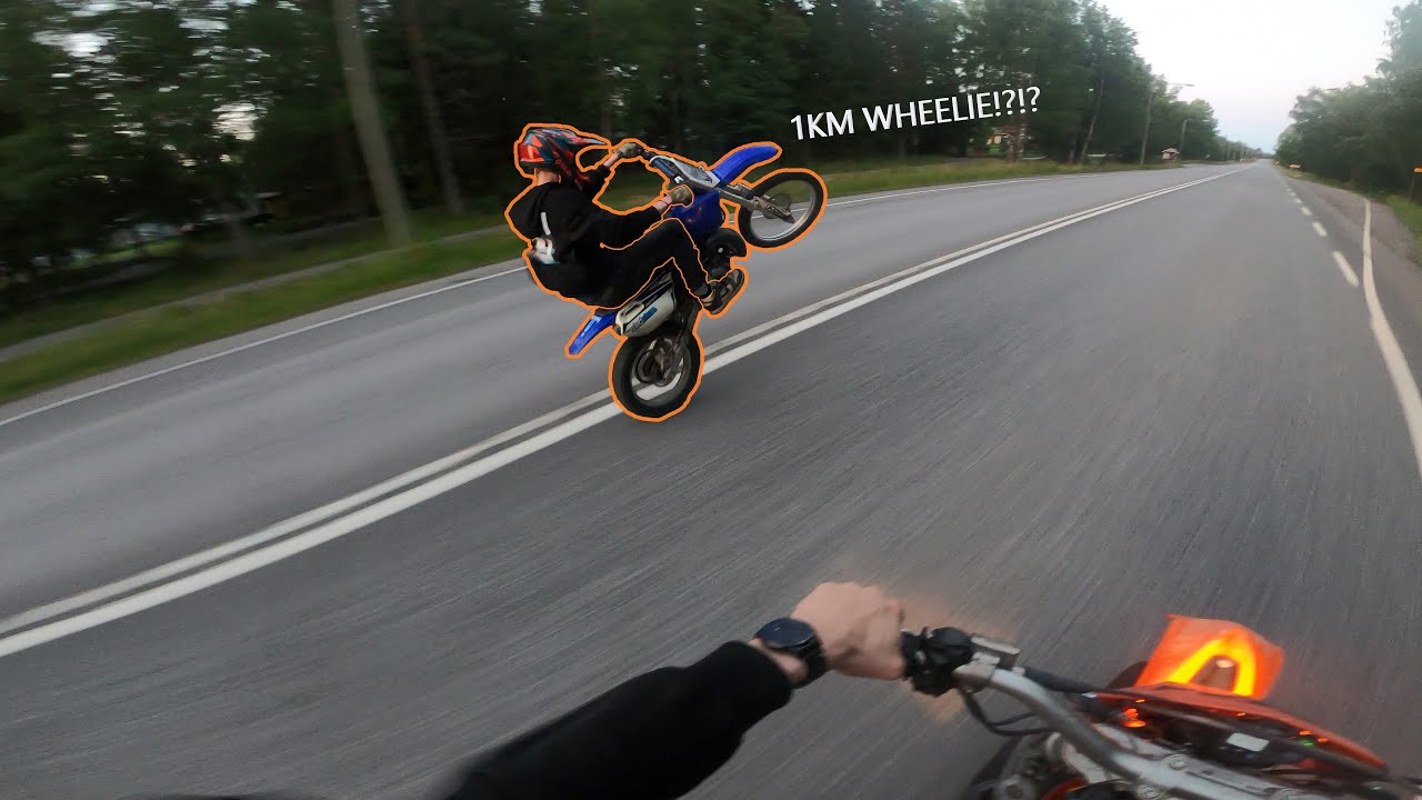 EXC 125 + YZ 125 + YZ 85 Night riding | Wheelie taalaa #2 | - YouTube